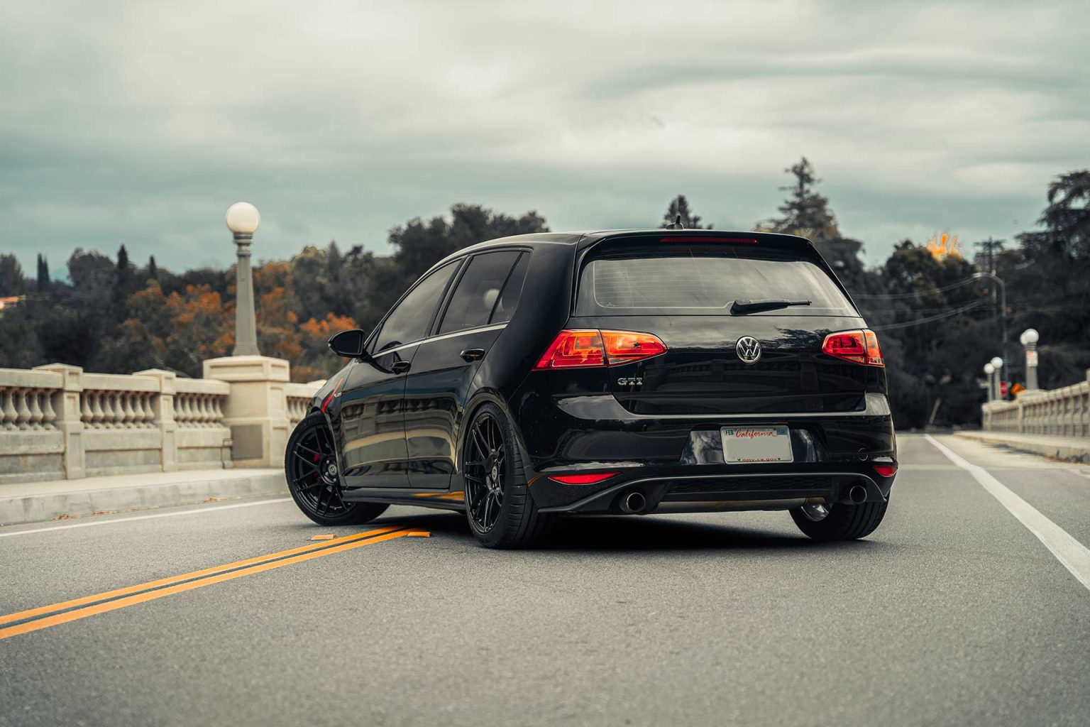 CFF300 | Flow Forged Wheels 18″-22″ | Curva Concepts